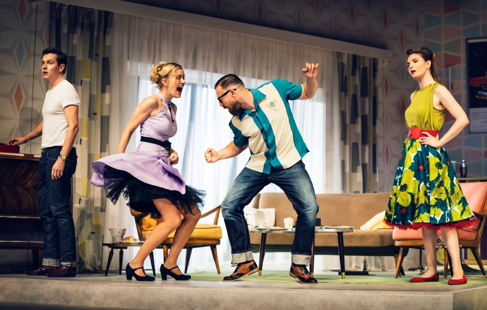 Leben wie in den 50ern – „Zuhause bin ich Darling“* – Lars Urban ...